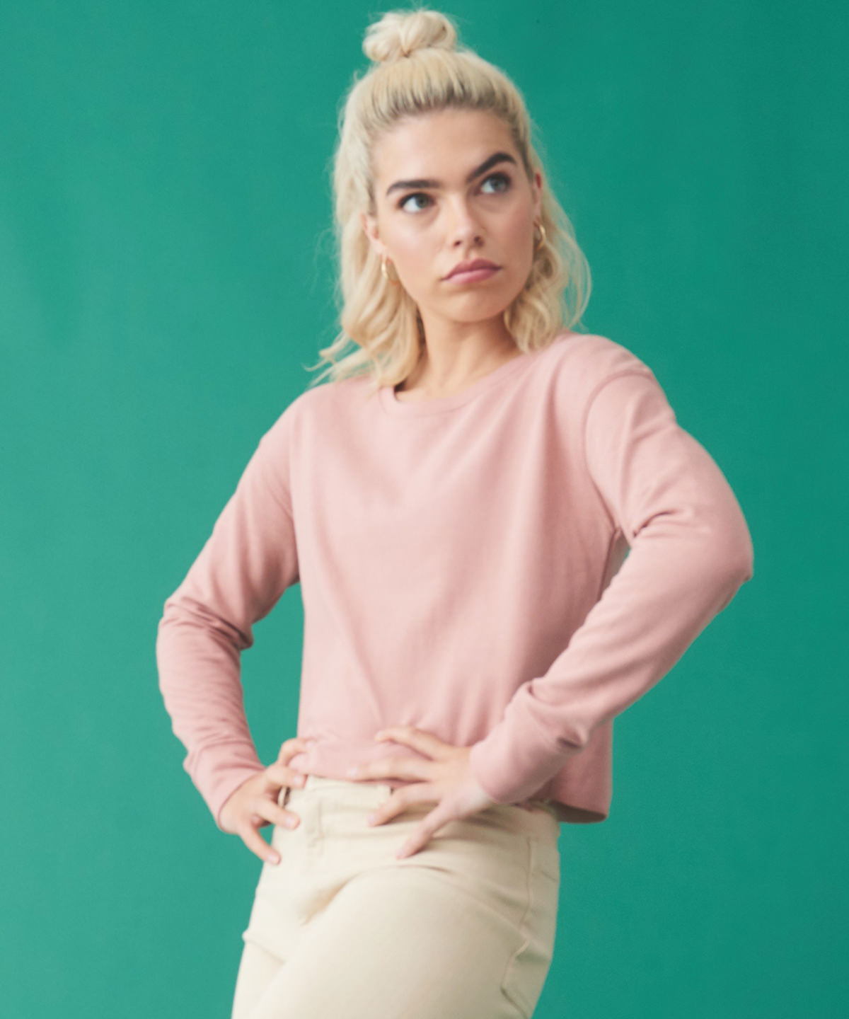 Personalised Cropped Sweatshirts | Design your own printed sweatshirt | POD Personalised Cropped Sweatshirts | Design your own printed sweatshirt | POD
